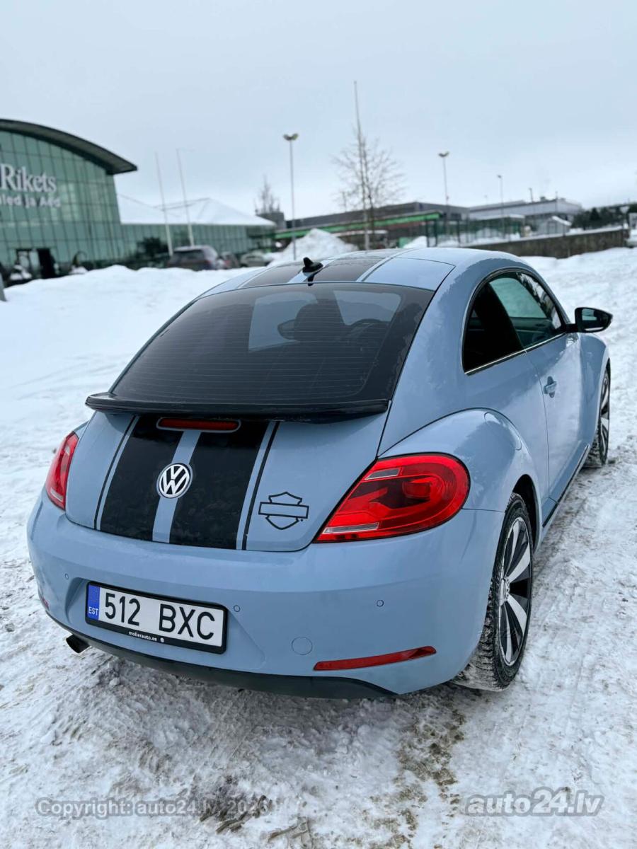 Zils Volkswagen Beetle 2011 Tallina, ar dzinēja tilpumu 1.20 L un nobraukumu 203 tūkst. km par 6600 €, foto 4 vietnē AUTOMOTO.COM.LV