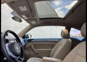Zils Volkswagen Beetle 2015 Kauņa, ar dzinēja tilpumu 2.00 L un nobraukumu 137 tūkst. km par 12000 €, foto 7 vietnē AUTOMOTO.COM.LV
