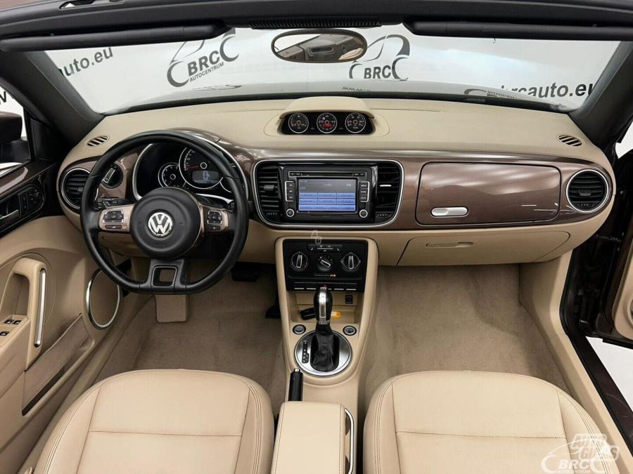 Brūns Volkswagen Beetle 2013 Avižieniai, ar dzinēja tilpumu 2.00 L un nobraukumu 176 tūkst. km par 5900 €, foto 6 vietnē AUTOMOTO.COM.LV