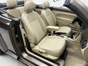 Brūns Volkswagen Beetle 2013 Avižieniai, ar dzinēja tilpumu 2.00 L un nobraukumu 176 tūkst. km par 5900 €, foto 9 vietnē AUTOMOTO.COM.LV