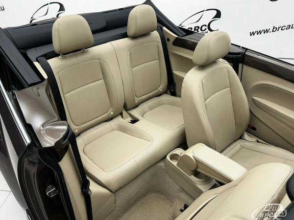 Brown Volkswagen Beetle 2013 in Avizieniai, with an engine capacity of 2.00 L and mileage of 176 thousand km for 5900 €, photo 10 on AUTOMOTO.COM.LV
