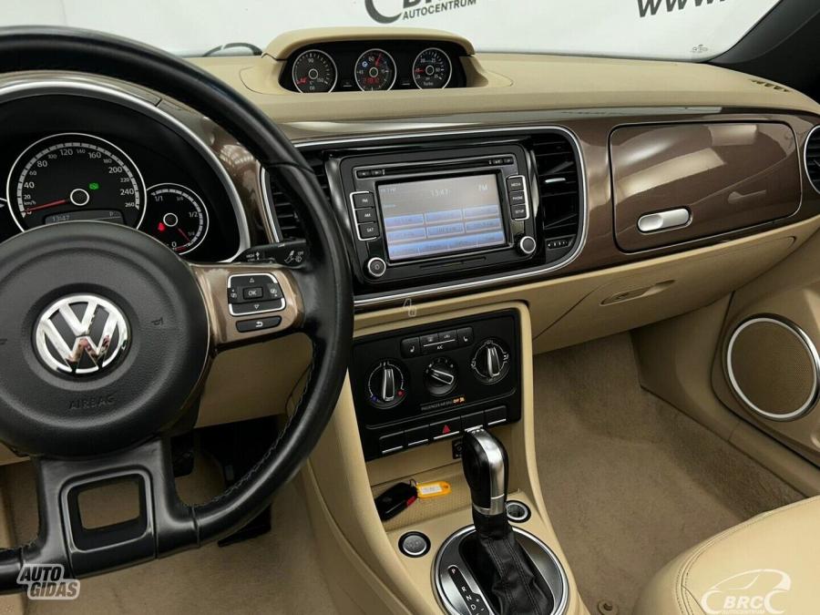 Brūns Volkswagen Beetle 2013 Avižieniai, ar dzinēja tilpumu 2.00 L un nobraukumu 176 tūkst. km par 5900 €, foto 19 vietnē AUTOMOTO.COM.LV