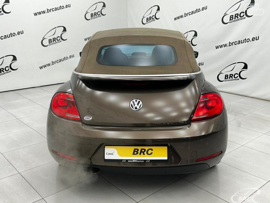 Brūns Volkswagen Beetle 2013 Avižieniai, ar dzinēja tilpumu 2.00 L un nobraukumu 176 tūkst. km par 5900 €, foto 24 vietnē AUTOMOTO.COM.LV