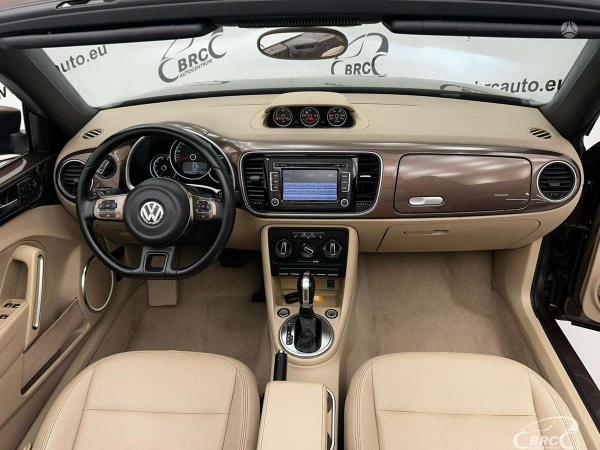 Brūns Volkswagen Beetle 2013 Viļņa, ar dzinēja tilpumu 1.97 L un nobraukumu 176 tūkst. km par 5900 €, foto 6 vietnē AUTOMOTO.COM.LV