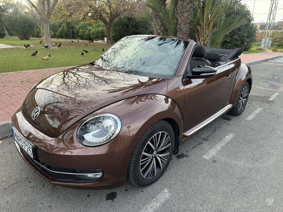 Brūns Volkswagen Beetle 2017 Klaipėda, ar dzinēja tilpumu 1.20 L un nobraukumu 44 tūkst. km par 18500 €, foto 12 vietnē AUTOMOTO.COM.LV