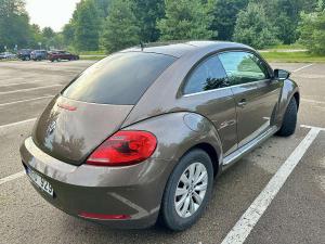 Brown Volkswagen Beetle 2014 in Vilnius, with an engine capacity of 1.20 L and mileage of 116 thousand km for 9999 €, photo 4 on AUTOMOTO.COM.LV