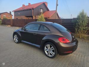 Brown Volkswagen Beetle 2012 in Kaunas, with an engine capacity of 1.60 L and mileage of 165 thousand km for 5999 €, photo 7 on AUTOMOTO.COM.LV