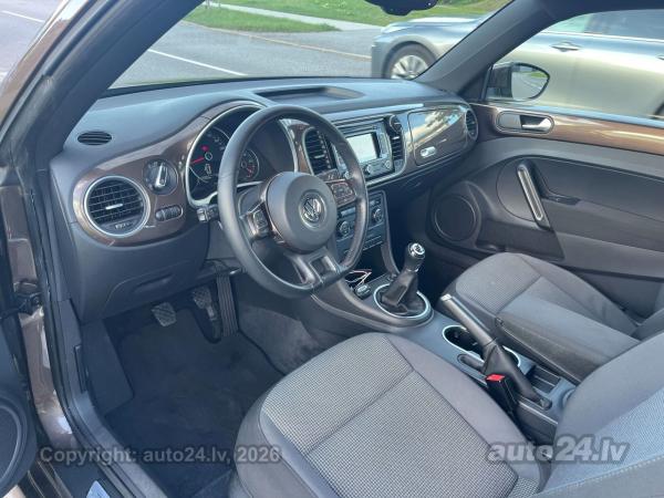 Brūns Volkswagen Beetle 2012 Tallina, ar dzinēja tilpumu 1.20 L un nobraukumu 131 tūkst. km par 4700 €, foto 3 vietnē AUTOMOTO.COM.LV