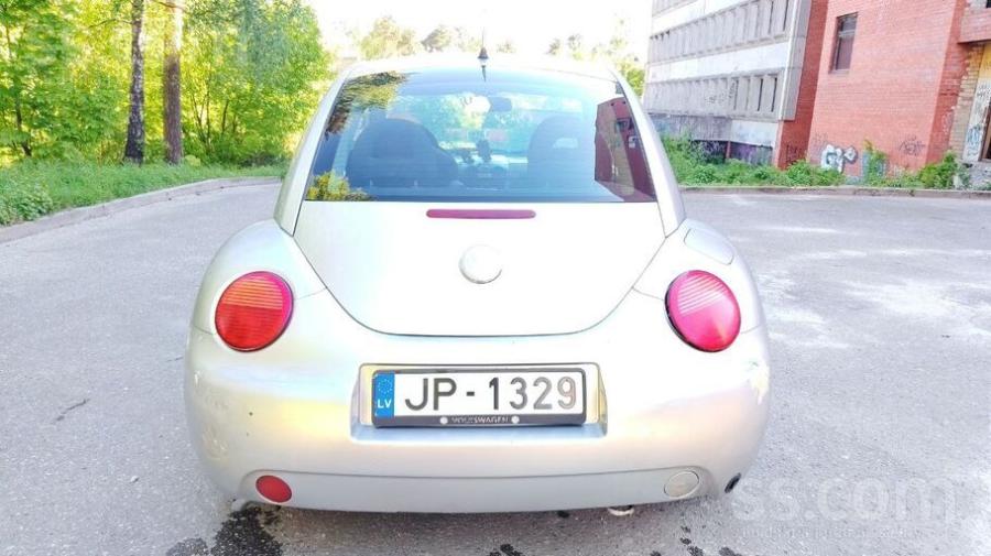 Volkswagen Beetle 2000 Rīga, ar dzinēja tilpumu 1.60 L un nobraukumu 341 tūkst. km par 1500 €, foto 5 vietnē AUTOMOTO.COM.LV