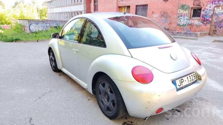 Volkswagen Beetle 2000 Rīga, ar dzinēja tilpumu 1.60 L un nobraukumu 341 tūkst. km par 1500 €, foto 6 vietnē AUTOMOTO.COM.LV