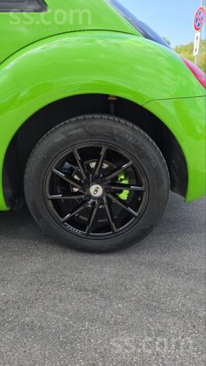 Zaļš Volkswagen Beetle 2002 Rīga, ar dzinēja tilpumu 1.60 L un nobraukumu 387 tūkst. km par 4500 €, foto 7 vietnē AUTOMOTO.COM.LV