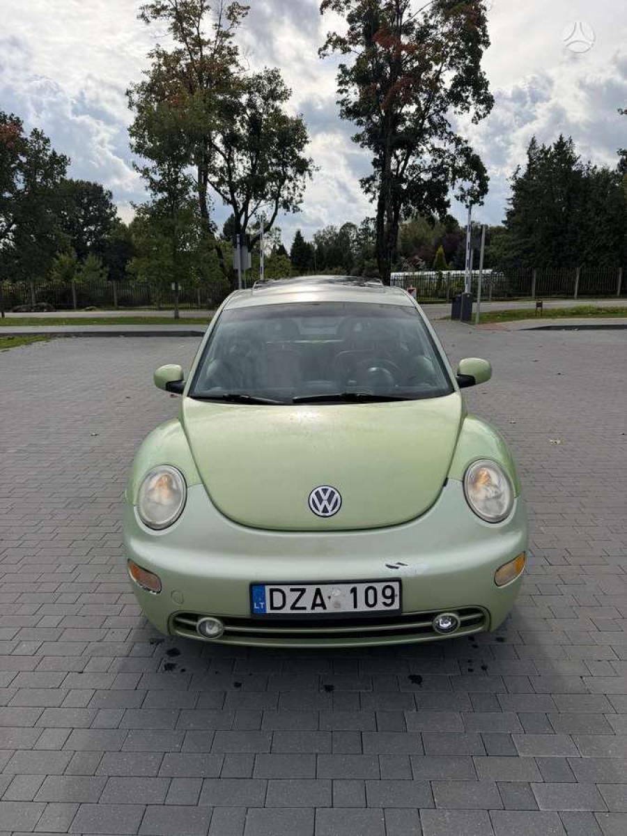 Zaļš Volkswagen Beetle 2002 Kauņa, ar dzinēja tilpumu 1.78 L un nobraukumu 128 tūkst. km par 1100 €, foto 1 vietnē AUTOMOTO.COM.LV