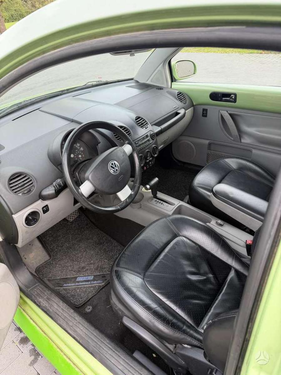 Zaļš Volkswagen Beetle 2002 Kauņa, ar dzinēja tilpumu 1.78 L un nobraukumu 128 tūkst. km par 1100 €, foto 14 vietnē AUTOMOTO.COM.LV
