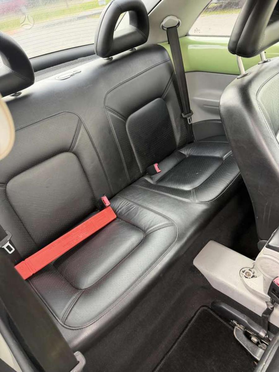 Zaļš Volkswagen Beetle 2002 Kauņa, ar dzinēja tilpumu 1.78 L un nobraukumu 128 tūkst. km par 1100 €, foto 16 vietnē AUTOMOTO.COM.LV