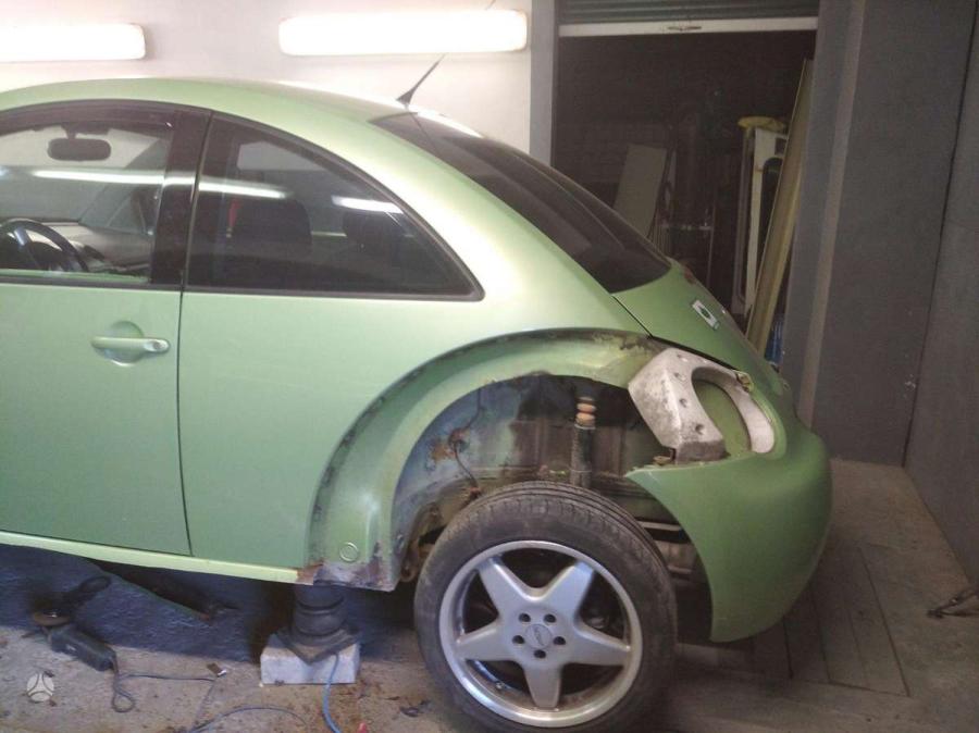Zaļš Volkswagen Beetle 2003 Viļņa, ar dzinēja tilpumu 1.90 L un nobraukumu 220 tūkst. km par 3500 €, foto 21 vietnē AUTOMOTO.COM.LV