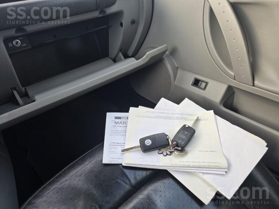 Pelēks Volkswagen Beetle 2005 Ogre, ar dzinēja tilpumu 1.90 L un nobraukumu 125 tūkst. km par 2500 €, foto 30 vietnē AUTOMOTO.COM.LV
