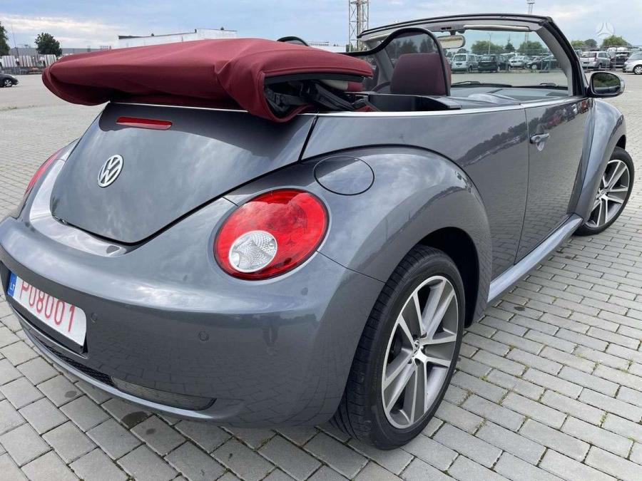 Pelēks Volkswagen Beetle 2006 Marijampole, ar dzinēja tilpumu 1.60 L un nobraukumu 167 tūkst. km par 4500 €, foto 6 vietnē AUTOMOTO.COM.LV