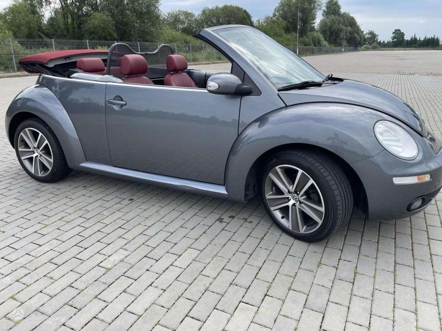 Pelēks Volkswagen Beetle 2006 Marijampole, ar dzinēja tilpumu 1.60 L un nobraukumu 167 tūkst. km par 4500 €, foto 9 vietnē AUTOMOTO.COM.LV