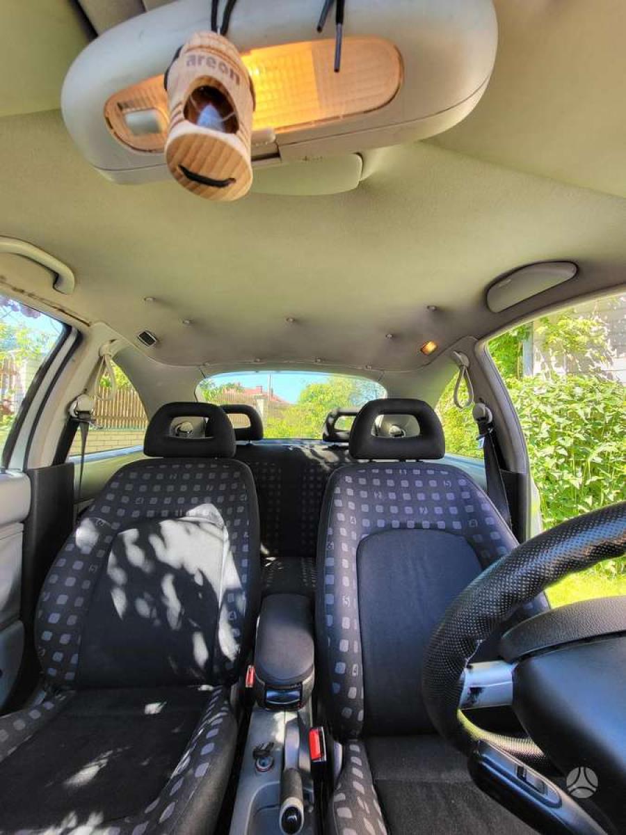 Grey Volkswagen Beetle 1999 in Kaunas, with an engine capacity of 1.90 L and mileage of 280 thousand km for 1150 €, photo 6 on AUTOMOTO.COM.LV
