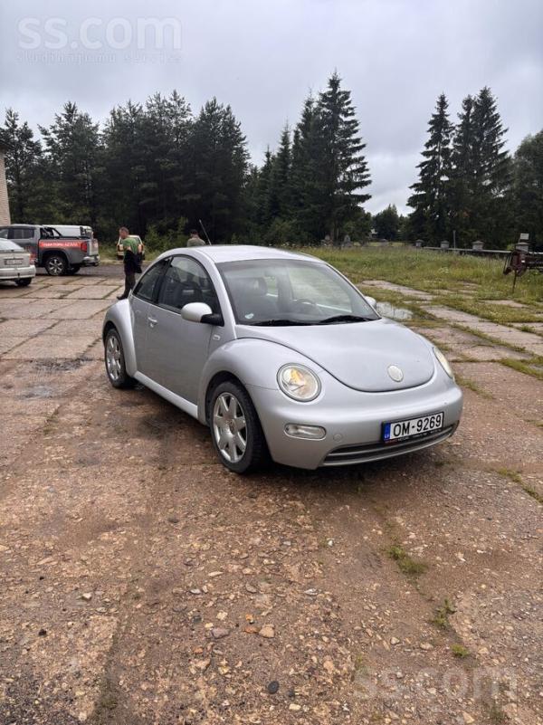 Grey Volkswagen Beetle 2002 in Jekabpils, with an engine capacity of 1.90 L and mileage of 251 thousand km for 1900 €, photo 2 on AUTOMOTO.COM.LV