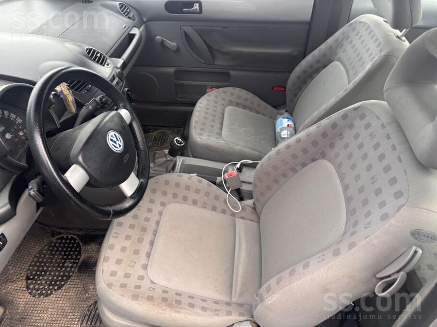 Pelēks Volkswagen Beetle 2002 Aizkraukle, ar dzinēja tilpumu 1.90 L un nobraukumu 251 tūkst. km par 1150 €, foto 7 vietnē AUTOMOTO.COM.LV
