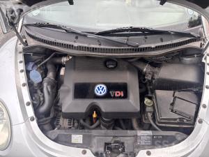 Pelēks Volkswagen Beetle 2002 Aizkraukle, ar dzinēja tilpumu 1.90 L un nobraukumu 251 tūkst. km par 1150 €, foto 9 vietnē AUTOMOTO.COM.LV