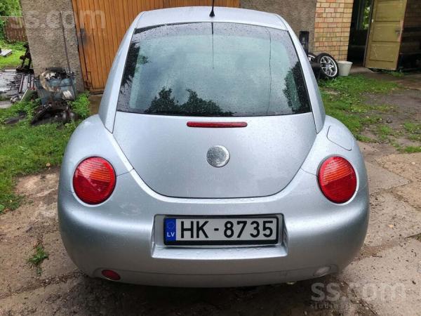 Pelēks Volkswagen Beetle 2003 Rīga, ar dzinēja tilpumu 1.90 L un nobraukumu 250 tūkst. km par 1550 €, foto 3 vietnē AUTOMOTO.COM.LV
