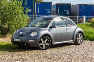 Pelēks Volkswagen Beetle 2005 Rīga, ar dzinēja tilpumu 1.90 L un nobraukumu 244 tūkst. km par 2995 €, foto 4 vietnē AUTOMOTO.COM.LV