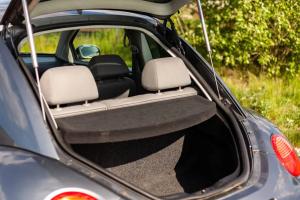 Pelēks Volkswagen Beetle 2005 Rīga, ar dzinēja tilpumu 1.90 L un nobraukumu 244 tūkst. km par 2995 €, foto 8 vietnē AUTOMOTO.COM.LV