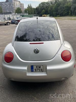 Pelēks Volkswagen Beetle 1998 Rīga, ar dzinēja tilpumu 2.00 L un nobraukumu 191 tūkst. km par 650 €, foto 5 vietnē AUTOMOTO.COM.LV