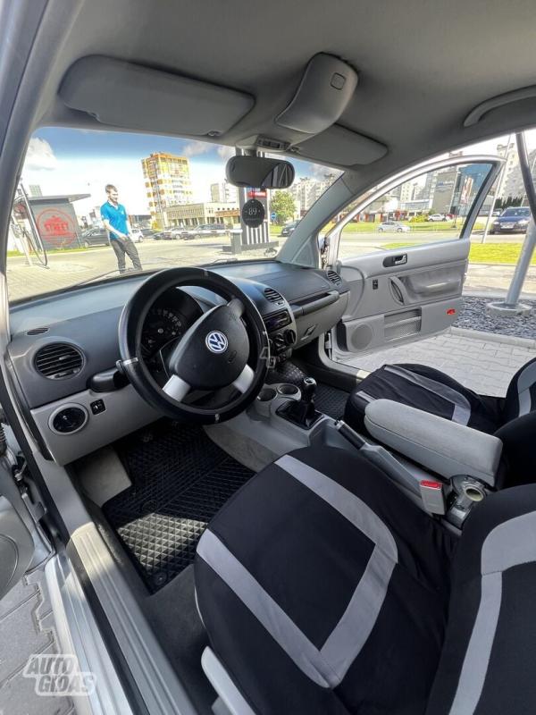 Pelēks Volkswagen Beetle 2001 Kauņa, ar dzinēja tilpumu 1.90 L un nobraukumu 258 tūkst. km par 850 €, foto 8 vietnē AUTOMOTO.COM.LV