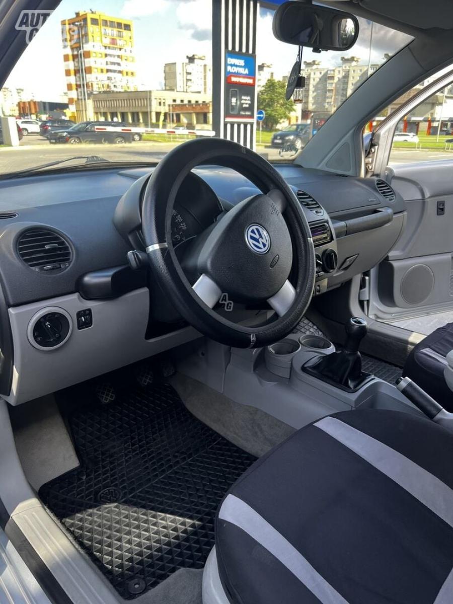 Pelēks Volkswagen Beetle 2001 Kauņa, ar dzinēja tilpumu 1.90 L un nobraukumu 258 tūkst. km par 850 €, foto 10 vietnē AUTOMOTO.COM.LV