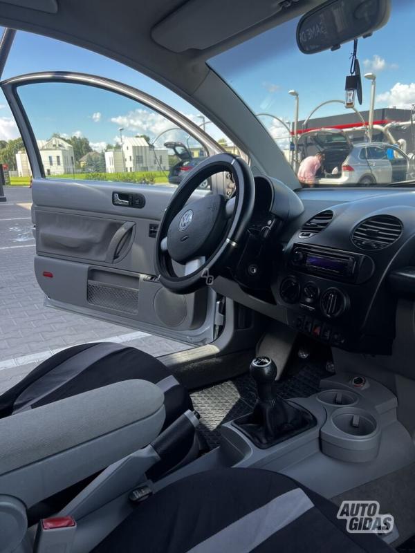 Pelēks Volkswagen Beetle 2001 Kauņa, ar dzinēja tilpumu 1.90 L un nobraukumu 258 tūkst. km par 850 €, foto 10 vietnē AUTOMOTO.COM.LV