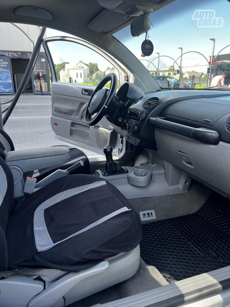Pelēks Volkswagen Beetle 2001 Kauņa, ar dzinēja tilpumu 1.90 L un nobraukumu 258 tūkst. km par 850 €, foto 12 vietnē AUTOMOTO.COM.LV