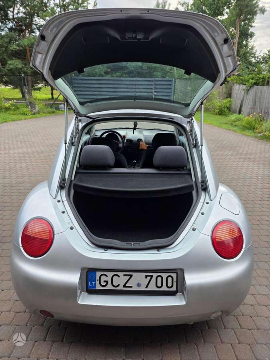 Grey Volkswagen Beetle 2003 in Kaunas, with an engine capacity of 1.90 L and mileage of 273 thousand km for 1500 €, photo 8 on AUTOMOTO.COM.LV