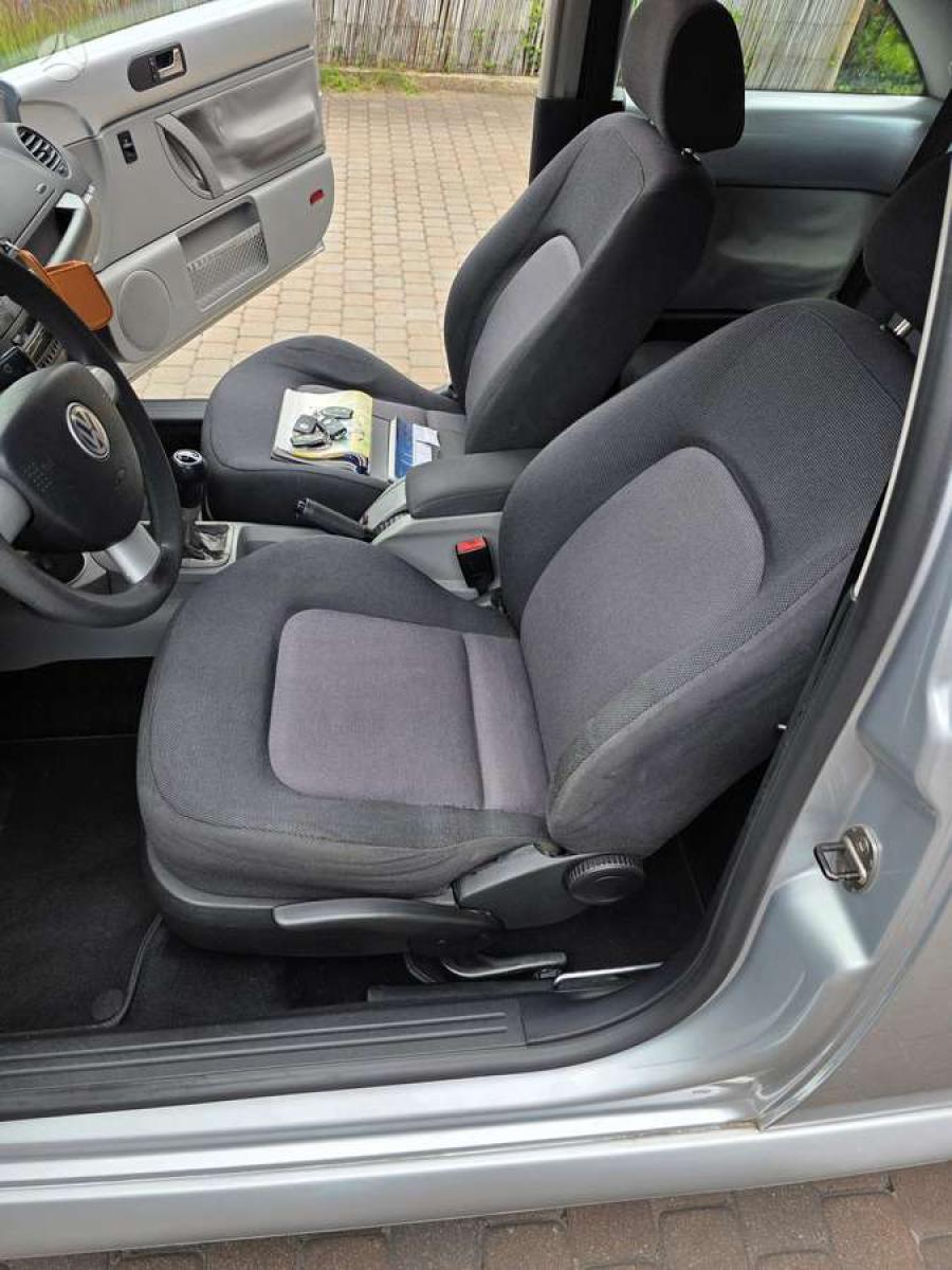 Grey Volkswagen Beetle 2003 in Kaunas, with an engine capacity of 1.90 L and mileage of 273 thousand km for 1500 €, photo 13 on AUTOMOTO.COM.LV