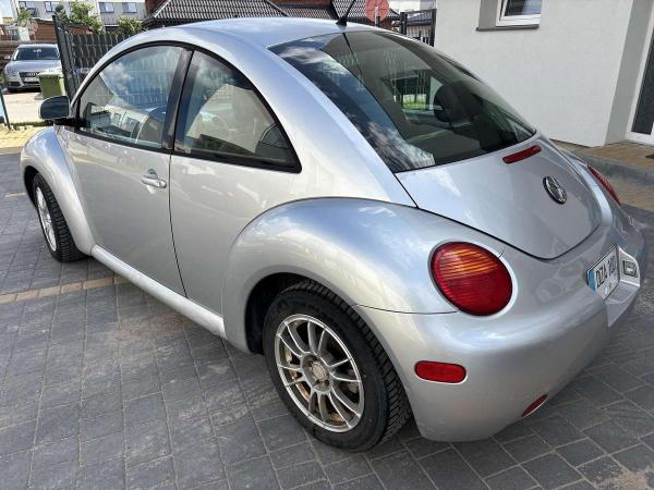 Grey Volkswagen Beetle 2008 in Kaunas, with an engine capacity of 1.98 L and mileage of 145 thousand km for 1499 €, photo 4 on AUTOMOTO.COM.LV