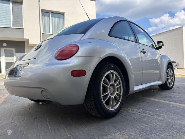 Grey Volkswagen Beetle 2008 in Kaunas, with an engine capacity of 1.98 L and mileage of 145 thousand km for 1499 €, photo 8 on AUTOMOTO.COM.LV