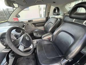 Grey Volkswagen Beetle 2008 in Kaunas, with an engine capacity of 1.98 L and mileage of 145 thousand km for 1499 €, photo 14 on AUTOMOTO.COM.LV