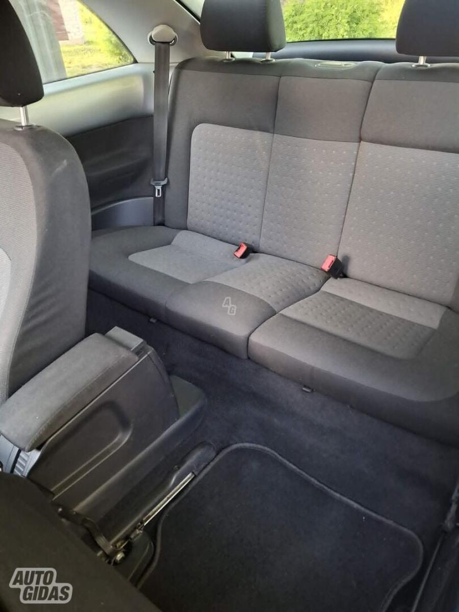 Pelēks Volkswagen Beetle 2010 Raseiniai, ar dzinēja tilpumu 1.90 L un nobraukumu 206 tūkst. km par 3600 €, foto 7 vietnē AUTOMOTO.COM.LV