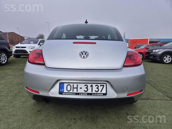 Pelēks Volkswagen Beetle 2012 Liepāja, ar dzinēja tilpumu 1.60 L un nobraukumu 217 tūkst. km par 5600 €, foto 6 vietnē AUTOMOTO.COM.LV