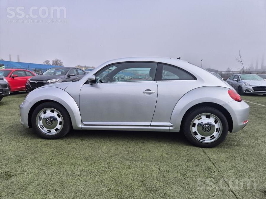 Pelēks Volkswagen Beetle 2012 Liepāja, ar dzinēja tilpumu 1.60 L un nobraukumu 217 tūkst. km par 5600 €, foto 9 vietnē AUTOMOTO.COM.LV