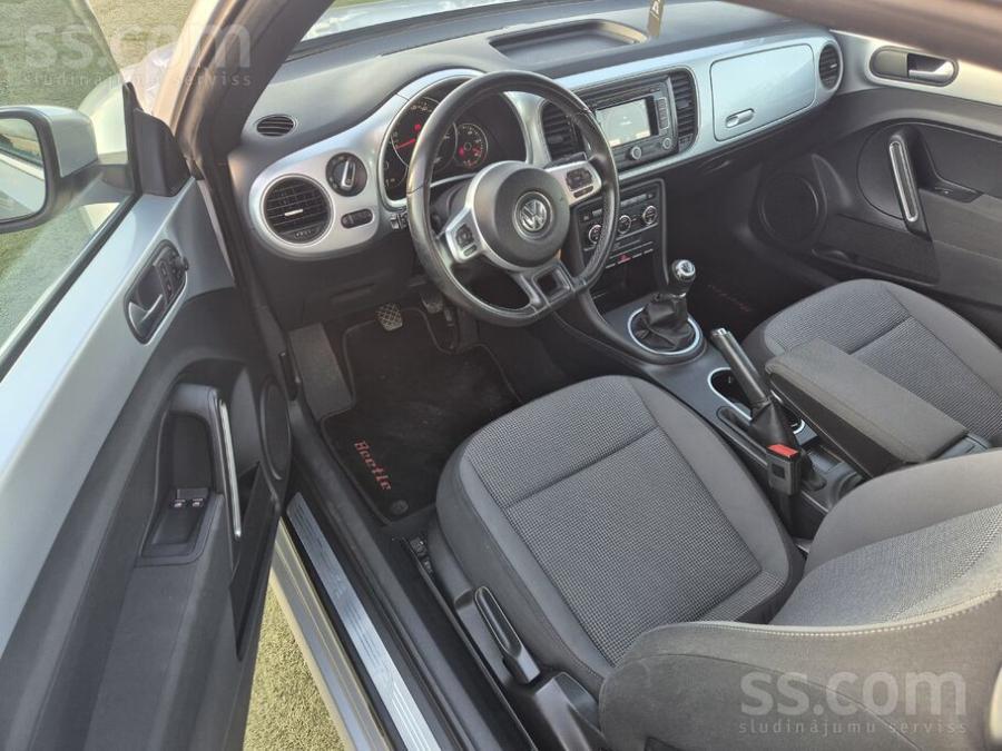 Pelēks Volkswagen Beetle 2012 Liepāja, ar dzinēja tilpumu 1.60 L un nobraukumu 217 tūkst. km par 5600 €, foto 10 vietnē AUTOMOTO.COM.LV