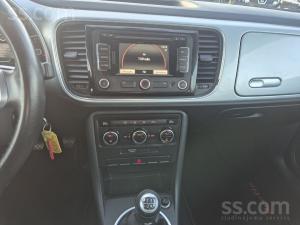 Pelēks Volkswagen Beetle 2012 Liepāja, ar dzinēja tilpumu 1.60 L un nobraukumu 217 tūkst. km par 5600 €, foto 15 vietnē AUTOMOTO.COM.LV