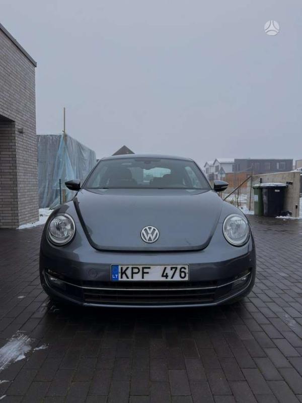 Grey Volkswagen Beetle 2013 in Vilnius, with an engine capacity of 0.00 L and mileage of 179 thousand km for 6900 €, photo 5 on AUTOMOTO.COM.LV