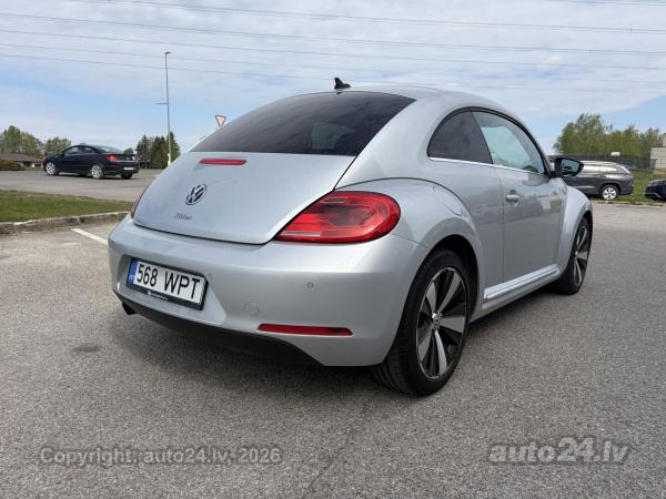 Pelēks Volkswagen Beetle 2014 Tallina, ar dzinēja tilpumu 1.20 L un nobraukumu 199 tūkst. km par 7790 €, foto 4 vietnē AUTOMOTO.COM.LV