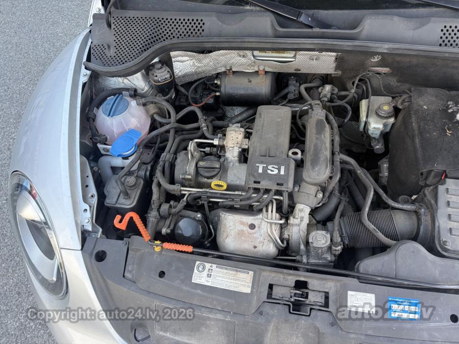 Pelēks Volkswagen Beetle 2014 Tallina, ar dzinēja tilpumu 1.20 L un nobraukumu 199 tūkst. km par 7790 €, foto 12 vietnē AUTOMOTO.COM.LV