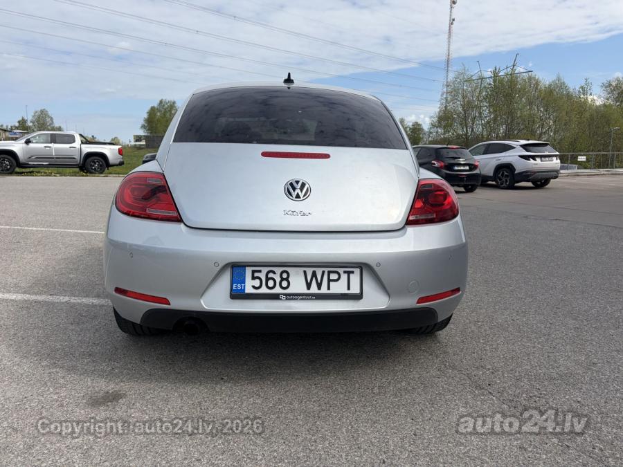 Pelēks Volkswagen Beetle 2014 Tallina, ar dzinēja tilpumu 1.20 L un nobraukumu 199 tūkst. km par 7790 €, foto 15 vietnē AUTOMOTO.COM.LV