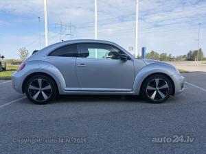 Pelēks Volkswagen Beetle 2014 Tallina, ar dzinēja tilpumu 1.20 L un nobraukumu 199 tūkst. km par 7790 €, foto 16 vietnē AUTOMOTO.COM.LV