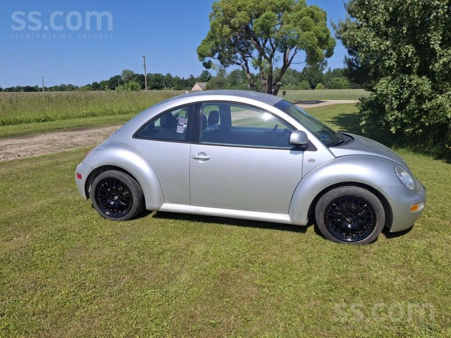Volkswagen Beetle 1999 in Valmiera, with an engine capacity of 2.00 L and mileage of 135 thousand km for 990 €, photo 3 on AUTOMOTO.COM.LV